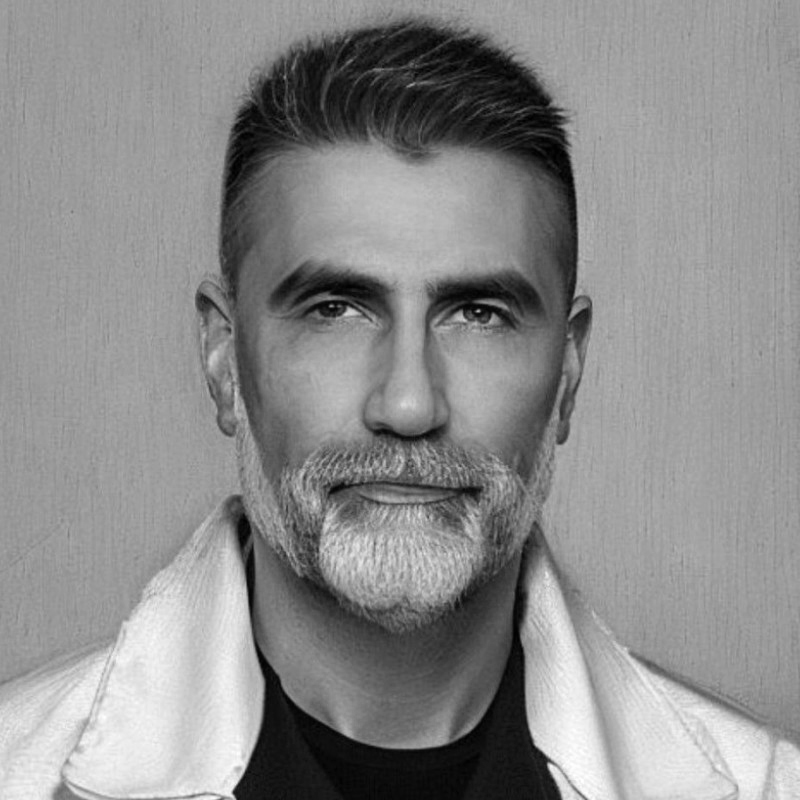 About us - Automobili Estrema